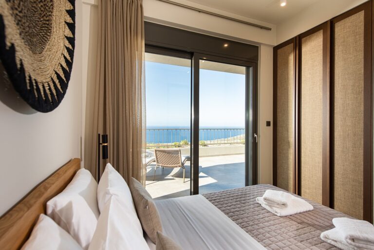 Modern Villa with Sea View in Chania - Lilea Luxury Villa | Talos ...